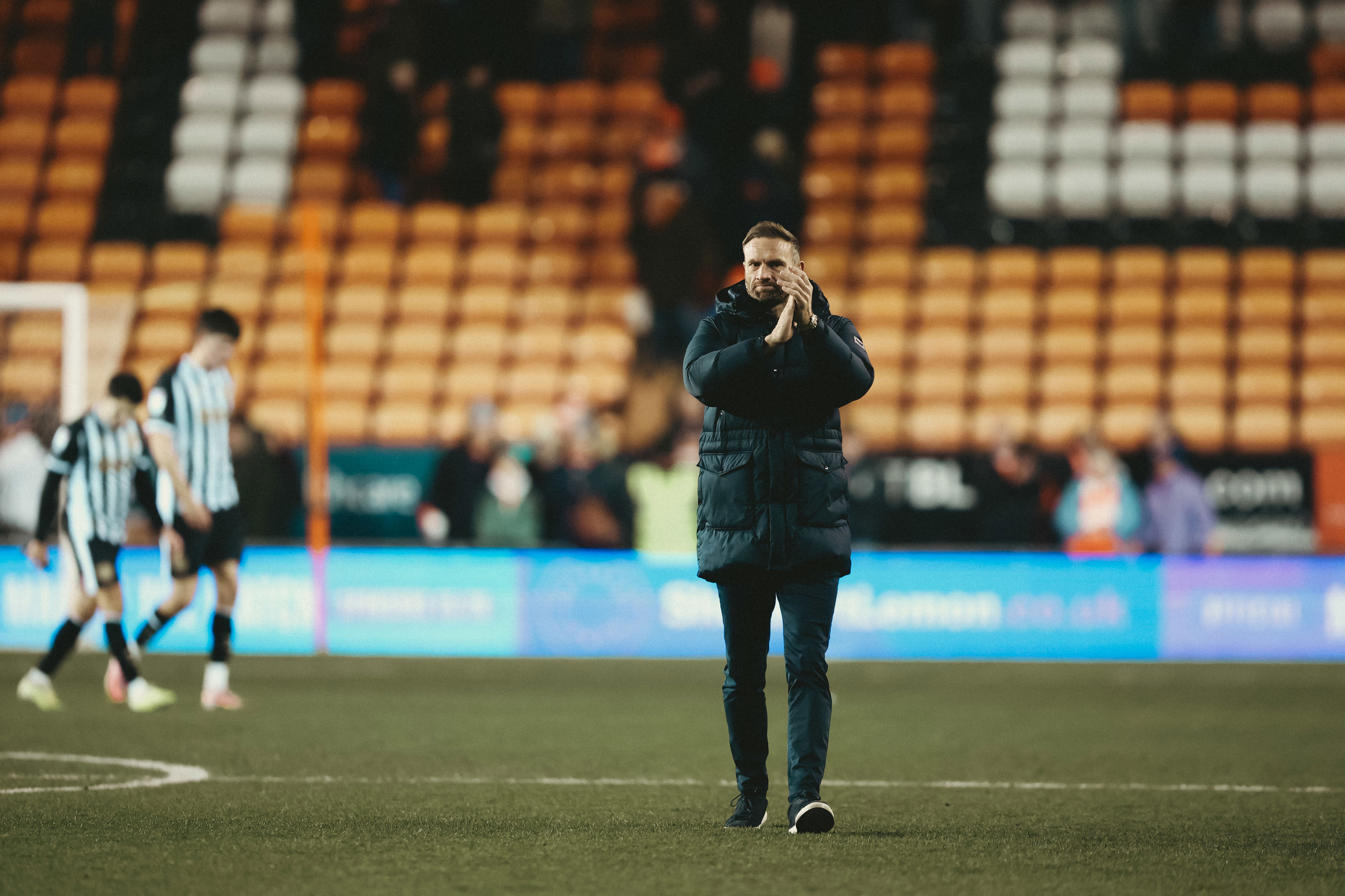 Blackpool boss stands by transfer market point as problems continue to ...