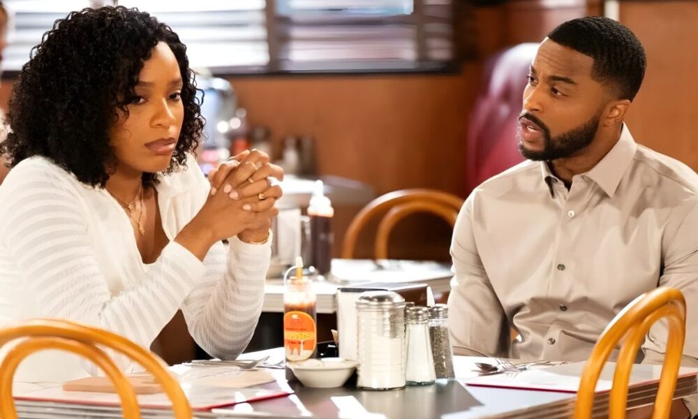 Jacob Hawthorne and Naomi see something suspicious on Monday's ...