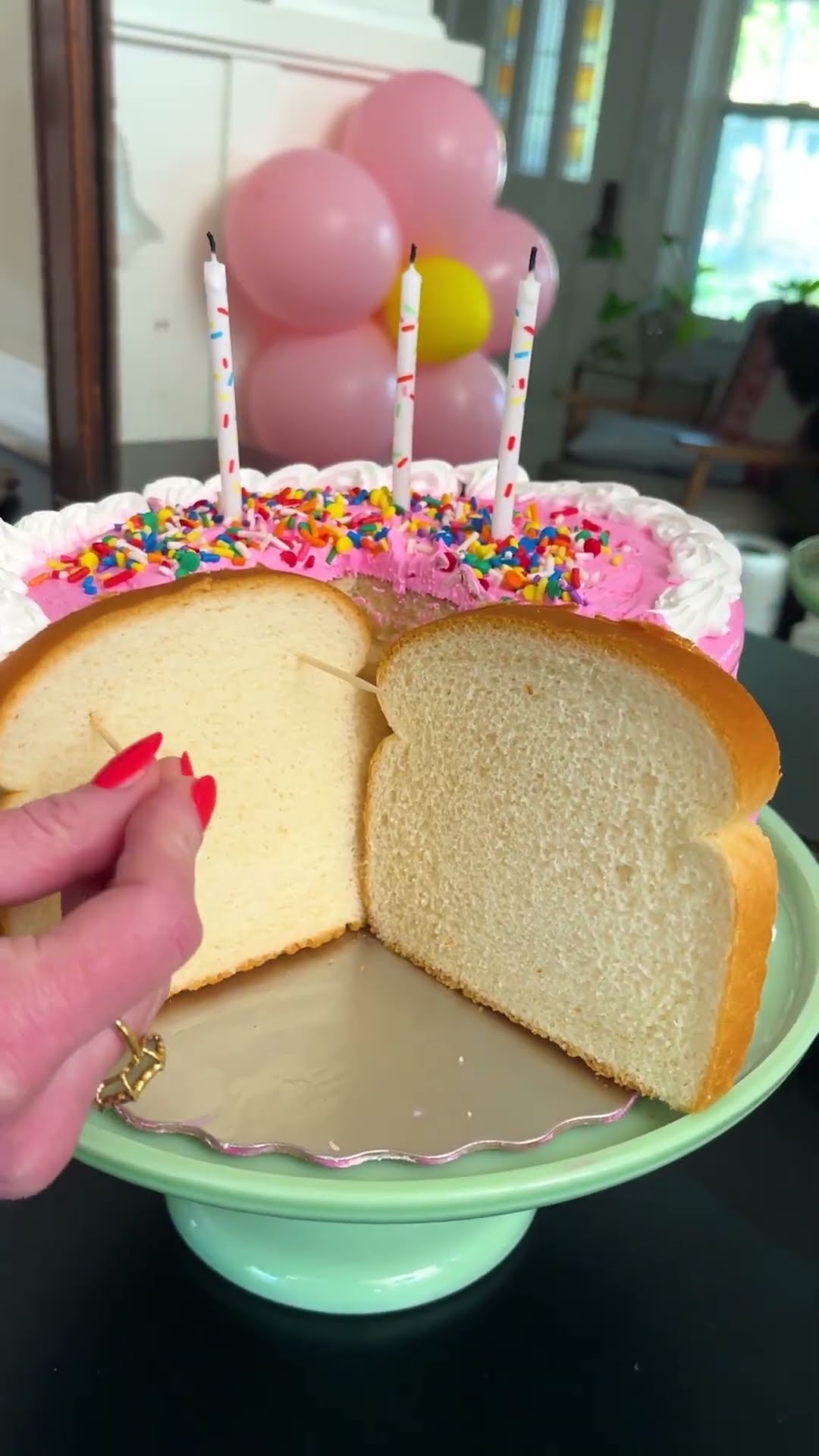 Use bread slices on the cut cake ends to keep cake moist and prevent ...