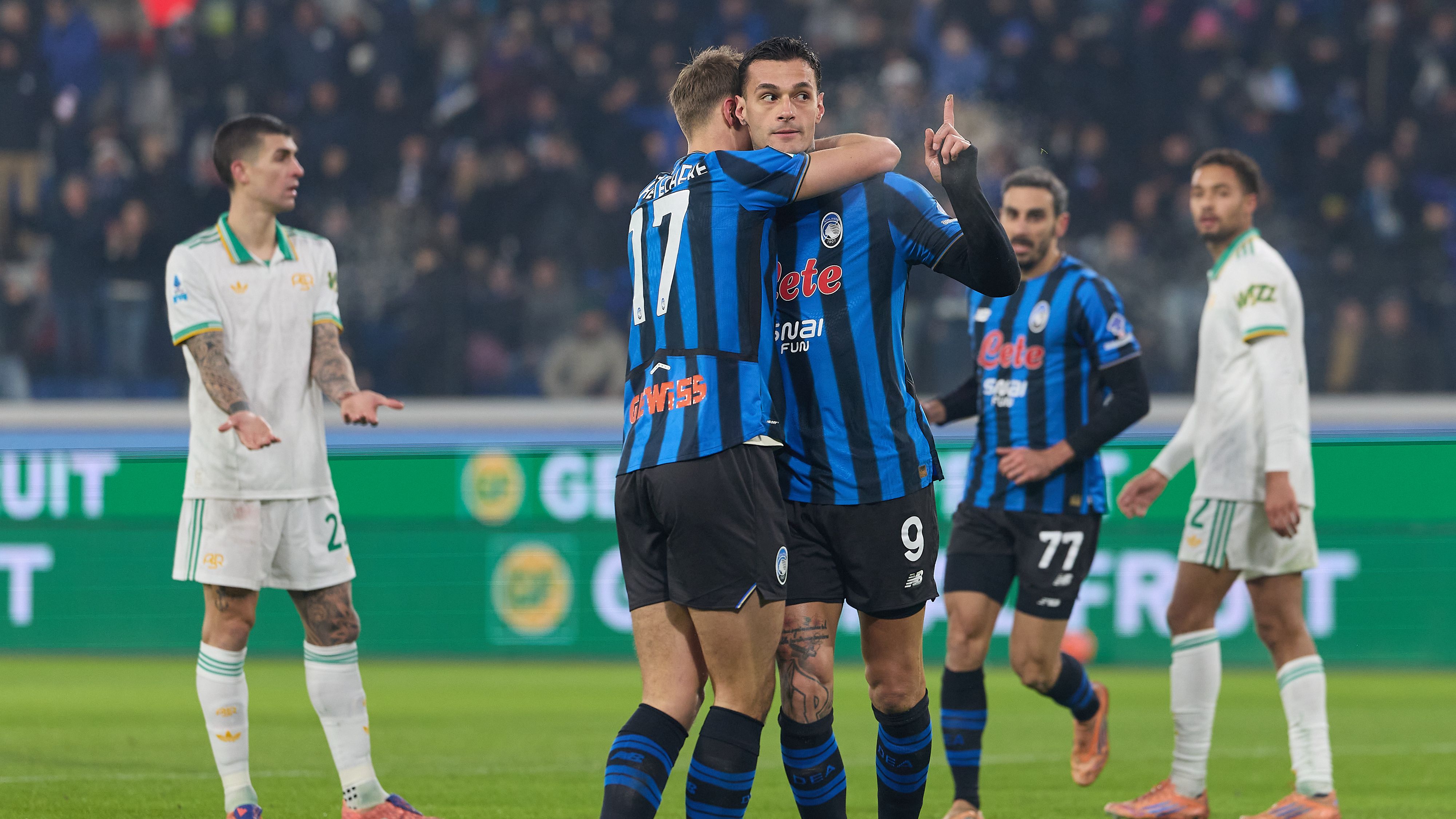 Fout Rensch blijkt fataal: AS Roma ziet Juventus langszij komen na ...