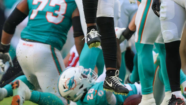 Lavonte David has been Bucs’ steady rock, but does retirement beckon?