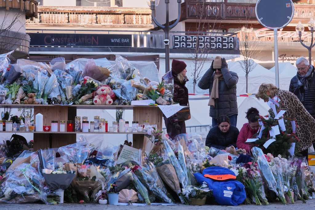 Investigation is opened into managers of Swiss bar where fire killed 40