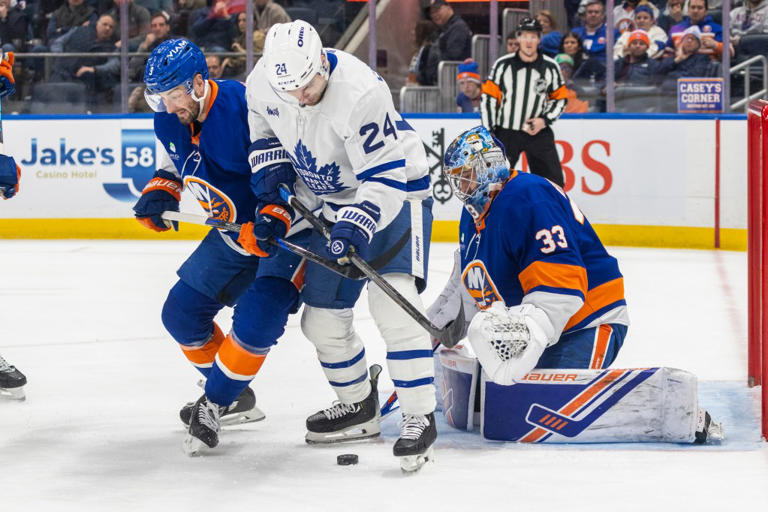 Matthew Schaefer’s overtime goal propels Islanders to comeback win over ...