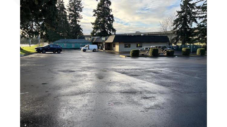 Police investigating deadly shooting outside Vancouver bar