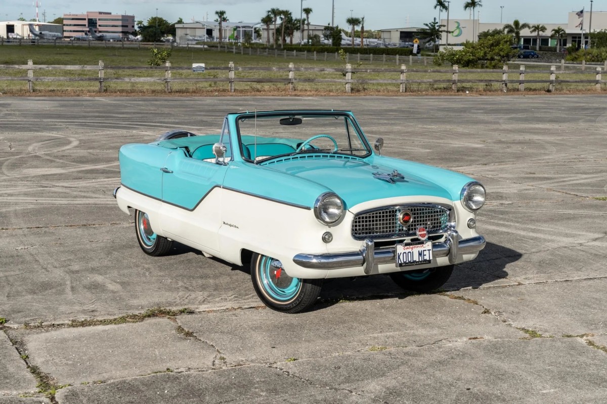 1961 Nash Metropolitan convertible for sale after refurbishment