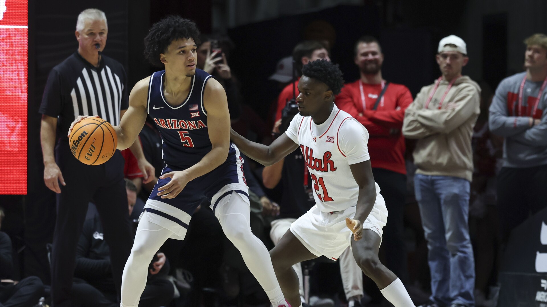 No. 1 Arizona cruises past Utah 97-78 to remain undefeated