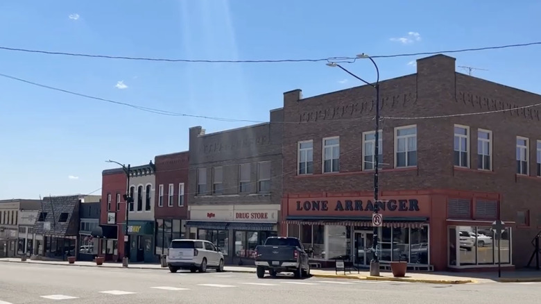 One of the Midwest's top places to retire is a lakeside city near a ...