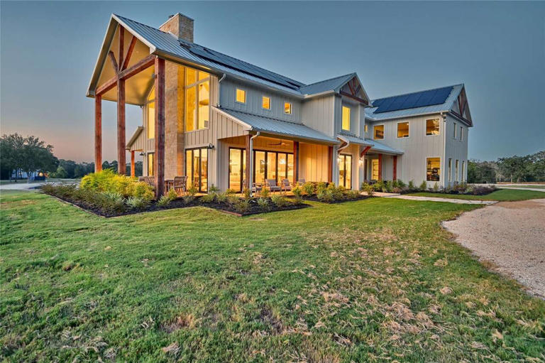 This $8.5M Texas ranch went off-grid and somehow got more luxurious
