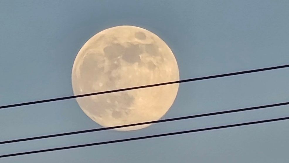 Photos | First full moon of 2026 lights up northeast Wisconsin sky