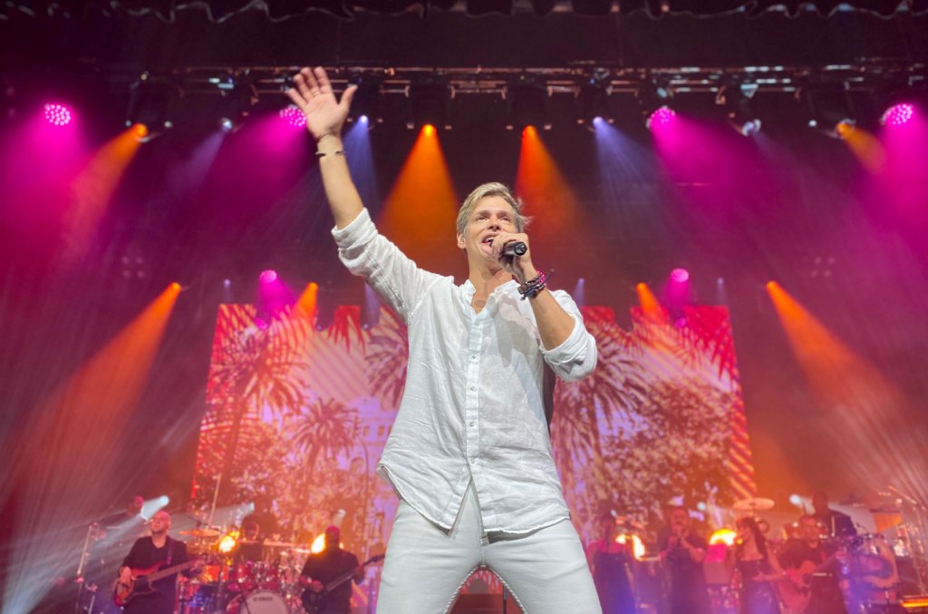 Carlos Baute, Danny Ocean, Ricardo Montaner & more react to US capture ...