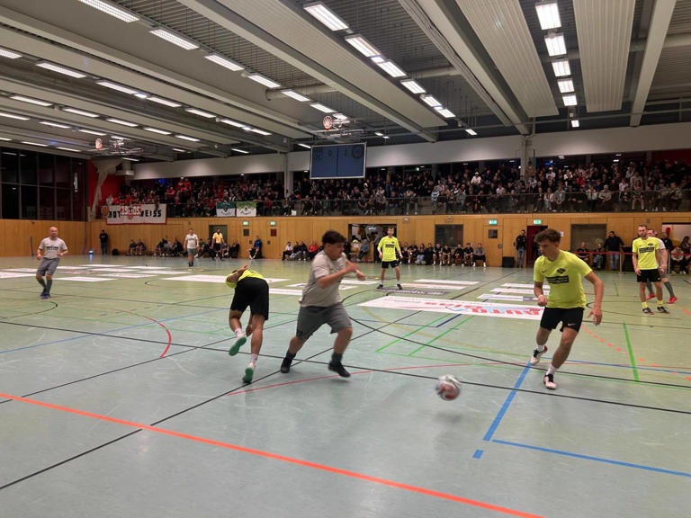 Liveticker zum Nachlesen: Penalty-Drama und Mittelfinger-Eklat beim ...