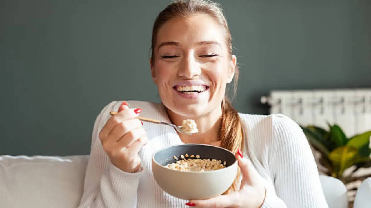 Eating this breakfast food at night can improve sleep quality