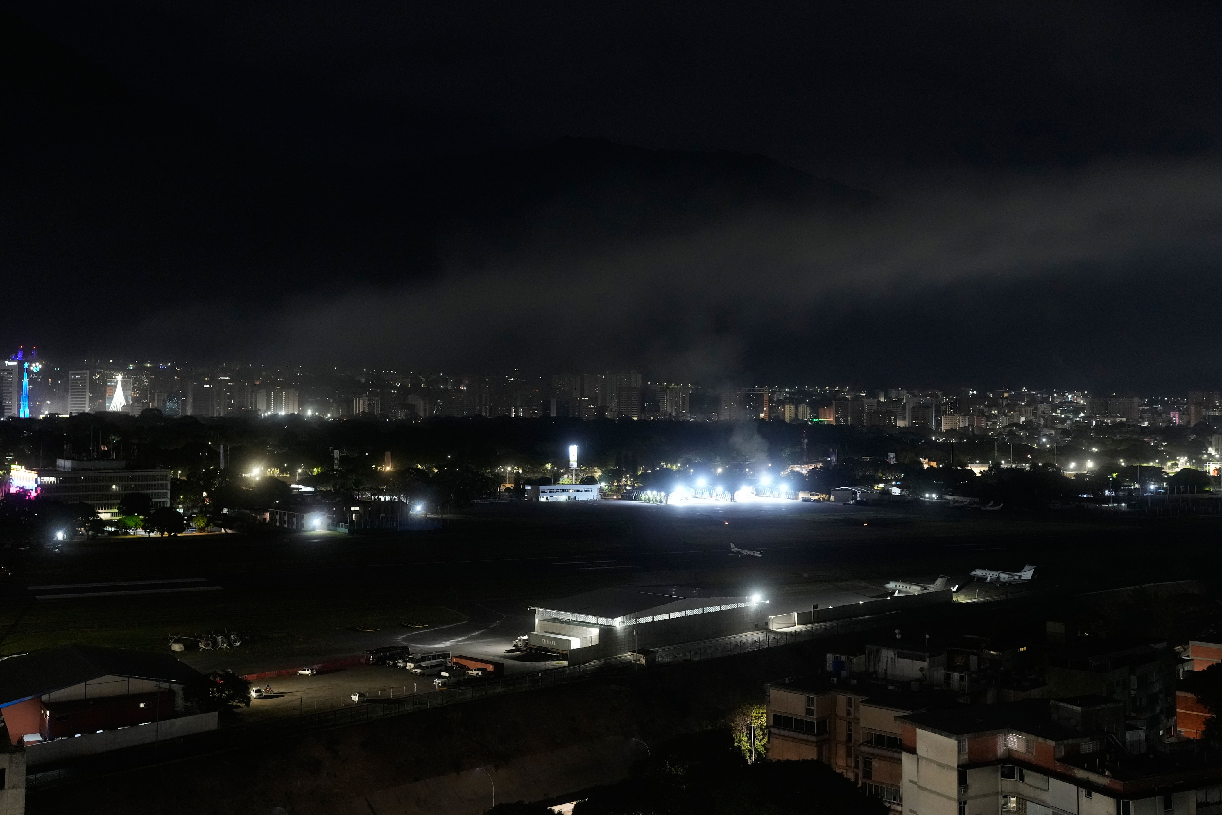 Trump suggests US used cyberattacks to turn off lights in Venezuela ...
