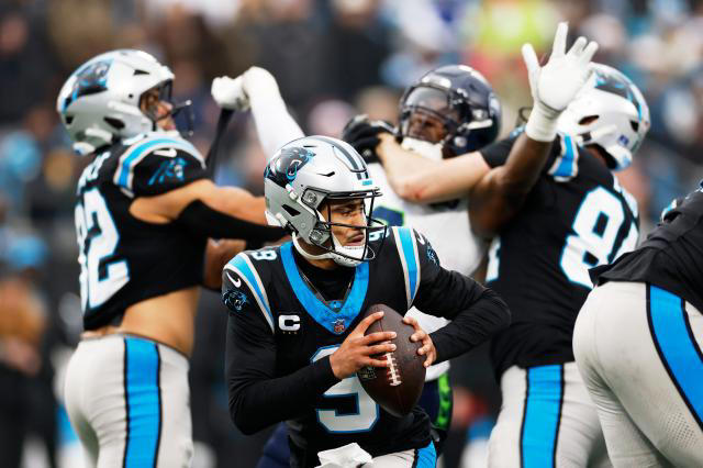 4th quarter: Coker catches 8-yard TD pass, Panthers down 16-14 with 2: ...