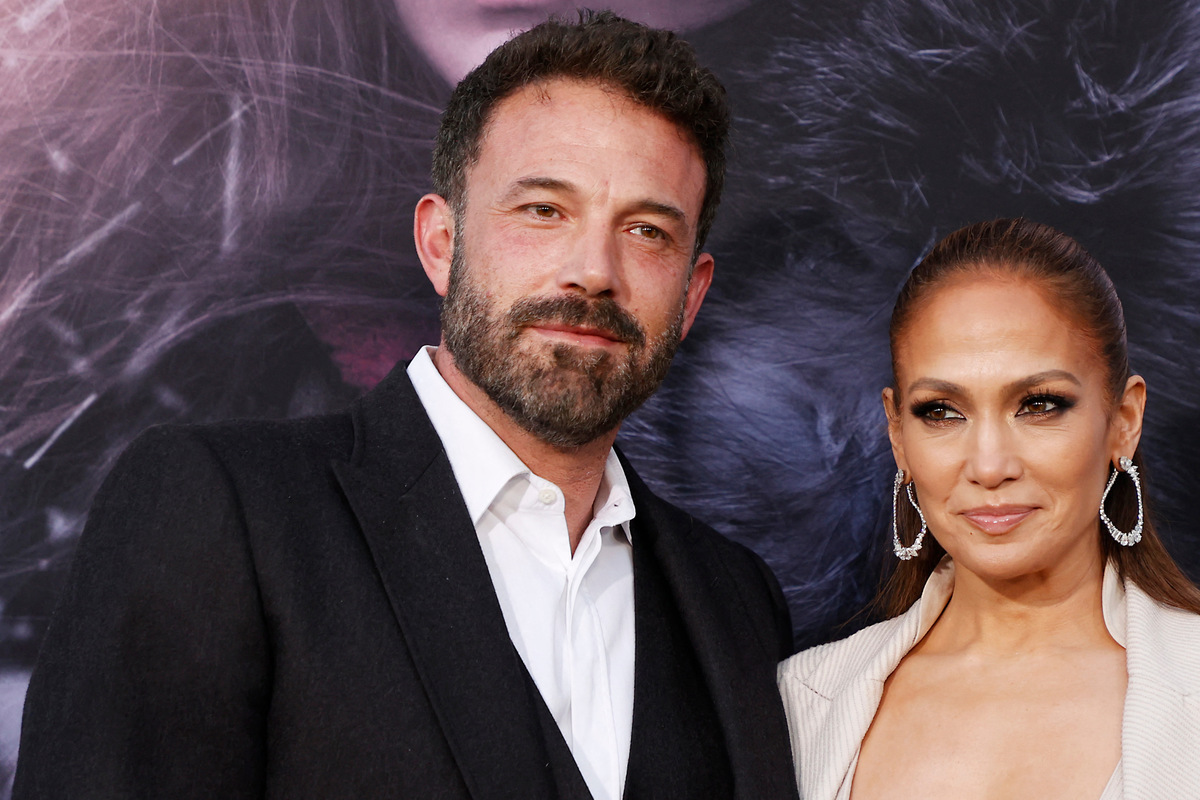 Jennifer Lopez and Ben Affleck finalize divorce and hash out financial ...