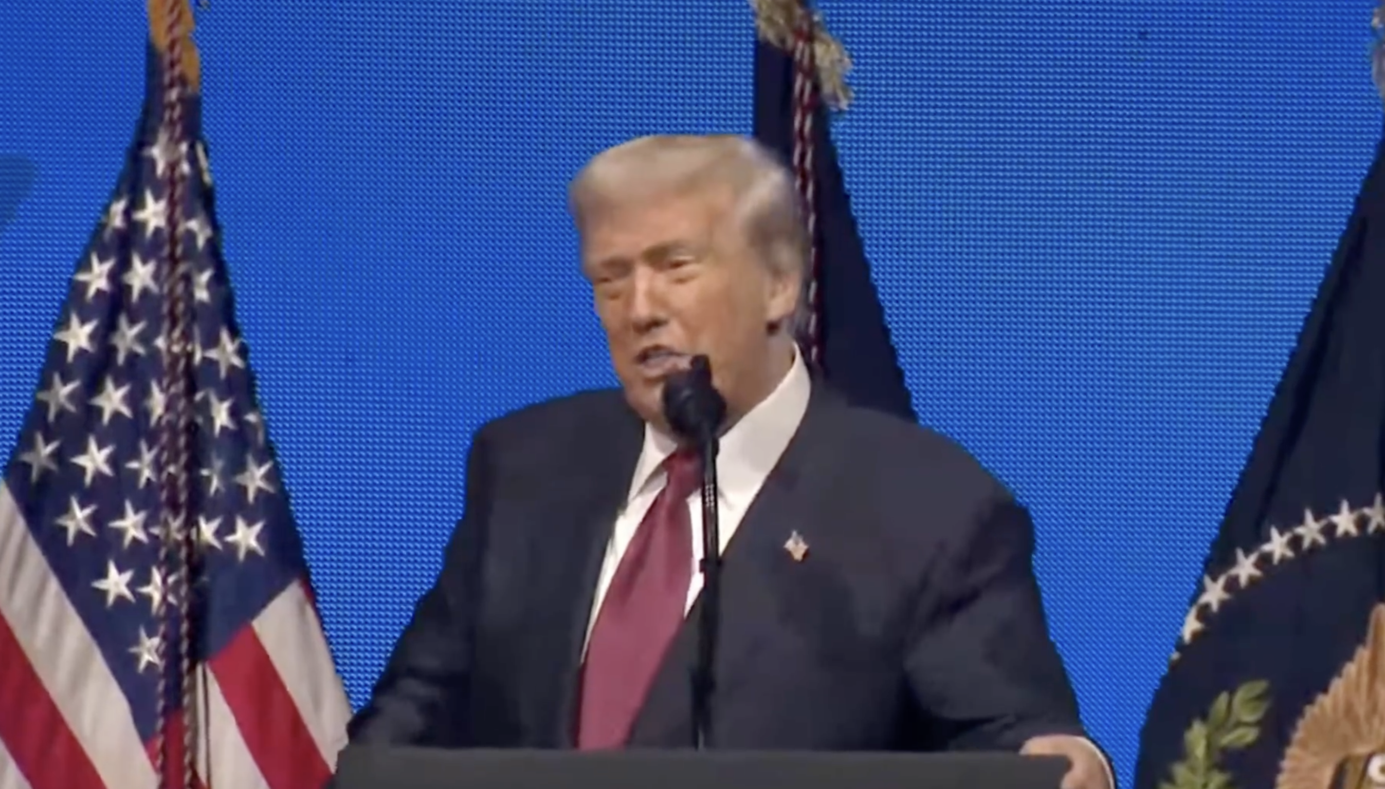 'We have the greatest economy, but a lot of people don't see it': Trump ...