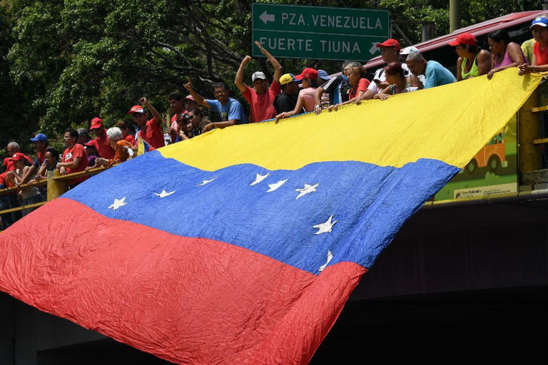 Philippines calls for restraint after US air strikes, operation in ...