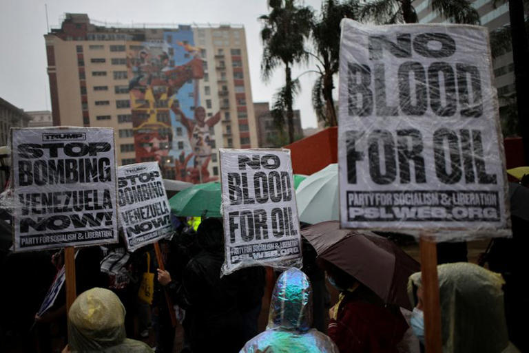 US plans to ‘run’ Venezuela for now and tap its oil reserves, says Trump