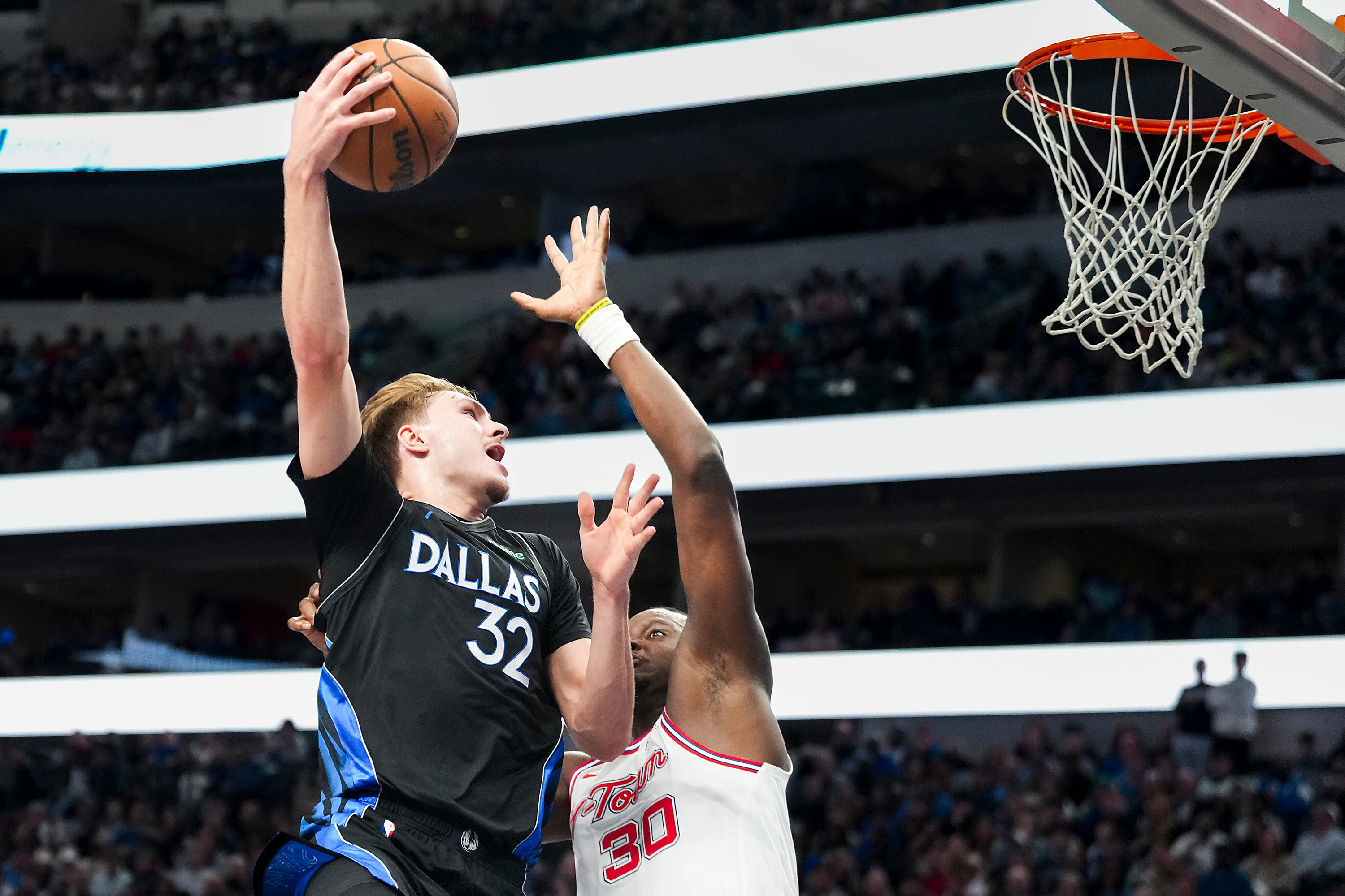 Mavericks snap 4-game slump with win over Rockets as Cooper Flagg ...