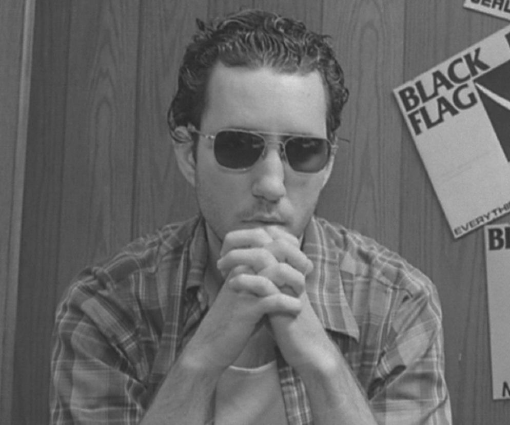 Rysował dla punków, a trafił do muzeów. Jak brat założyciela Black Flag ...