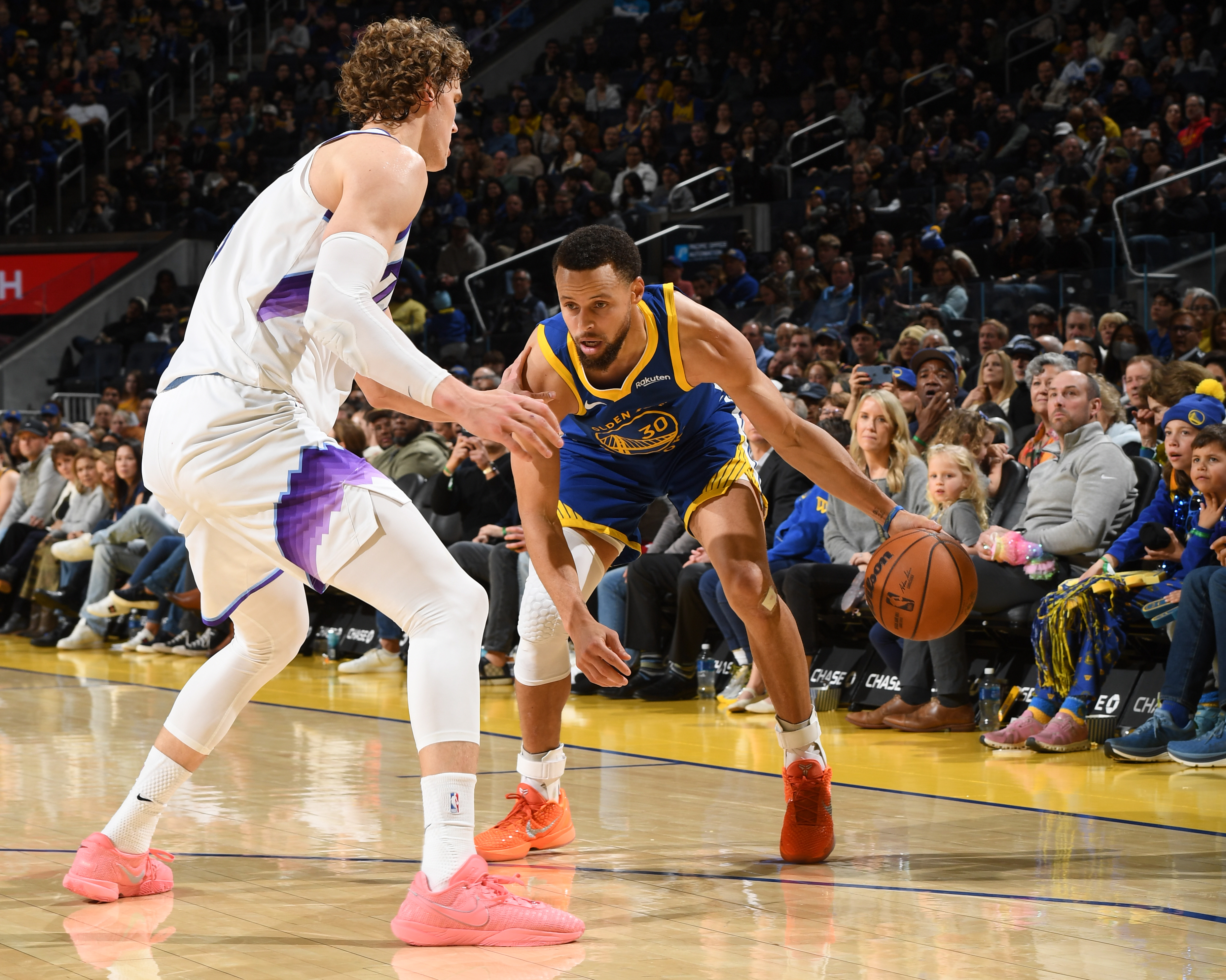 Steph Curry leads bounce-back win for Warriors over Jazz