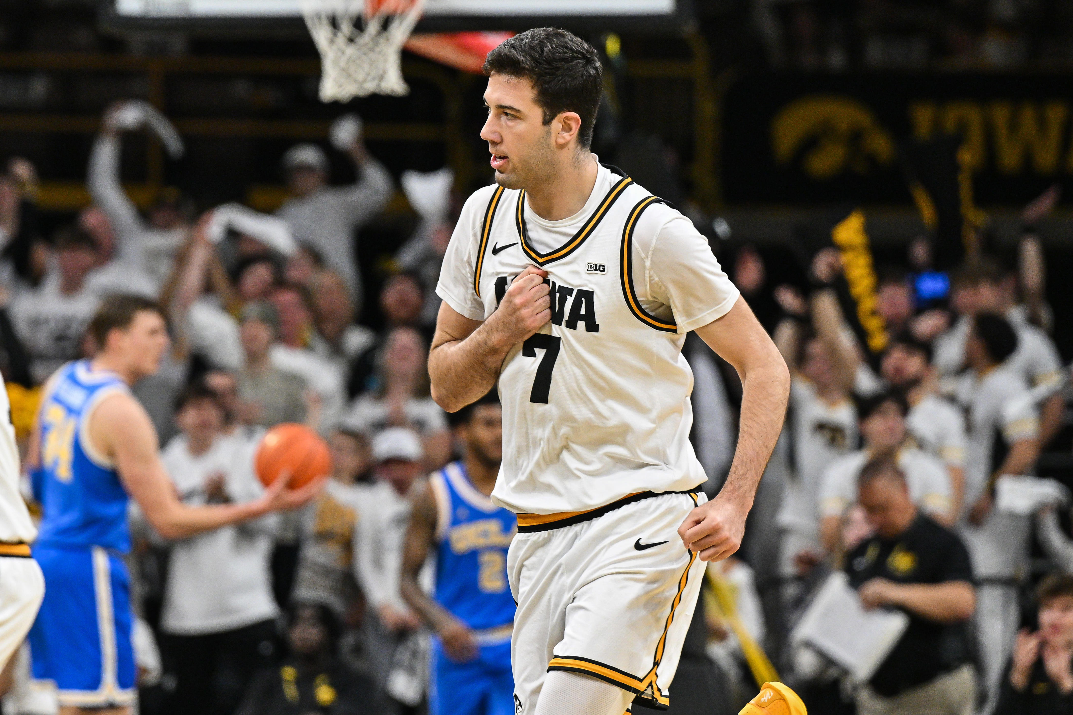 Takeaways as Iowa basketball hangs on vs. UCLA Bruins