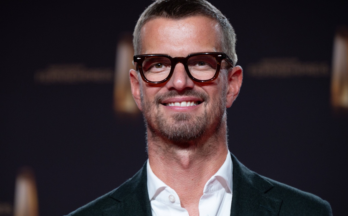 Joko Winterscheidt packt über „Traumschiff“-Dreh aus: „Bis morgens ...