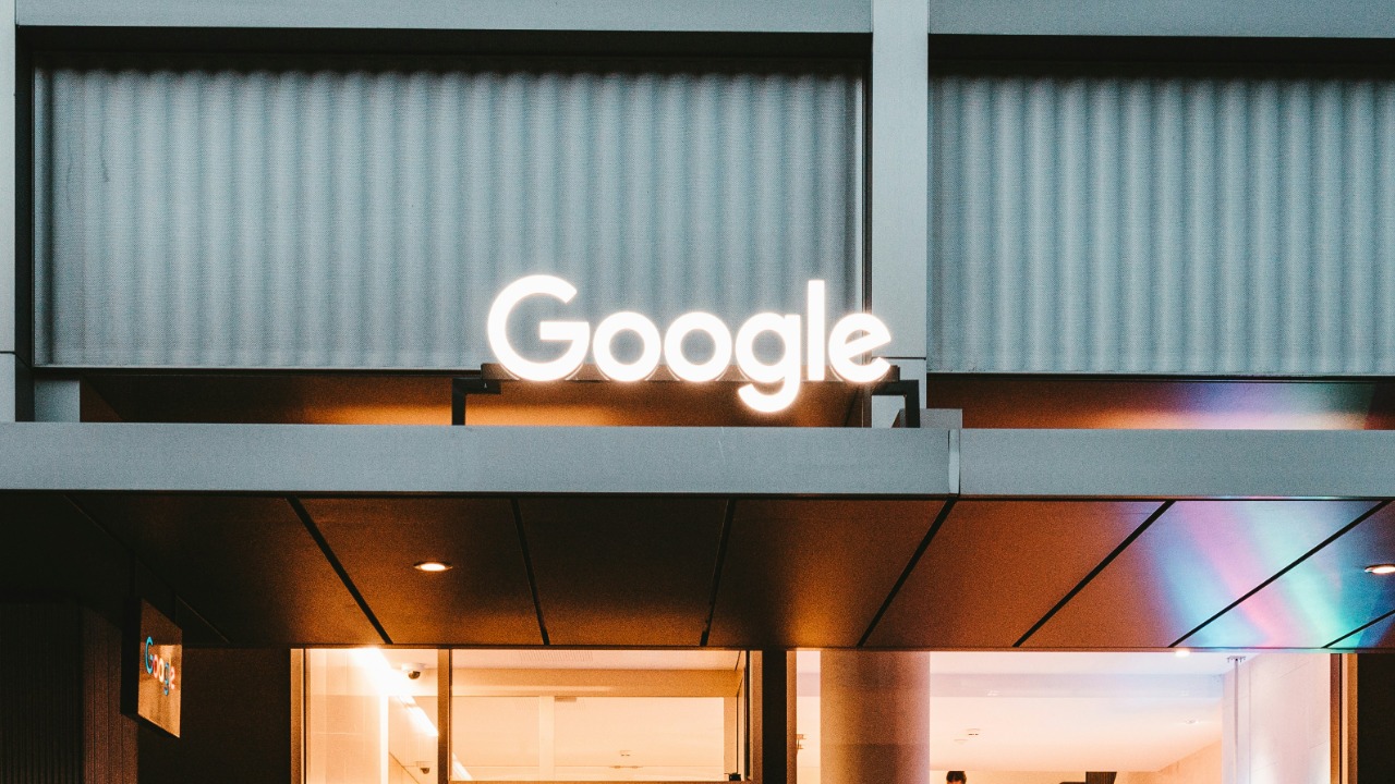 The AGI fight dividing Google and Meta right now