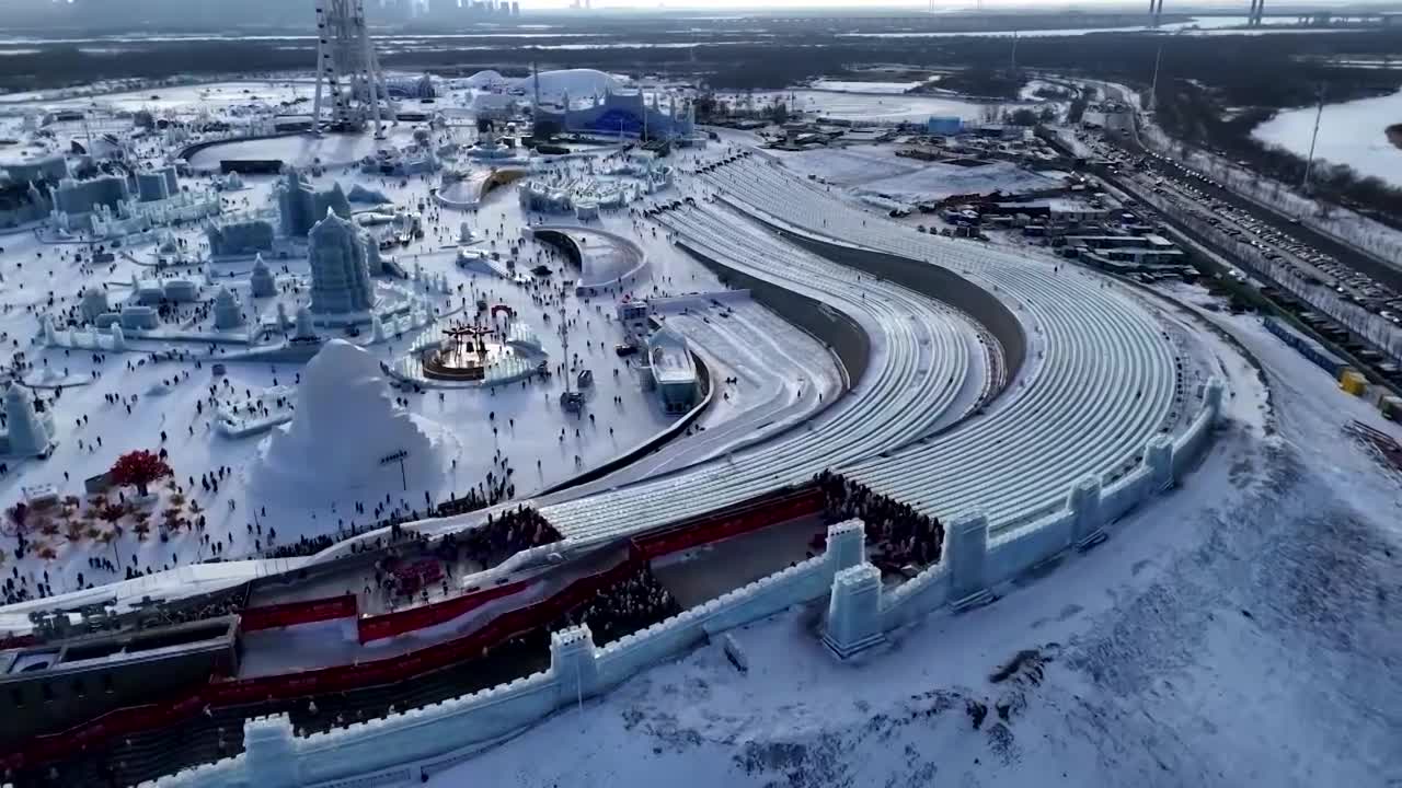 Ice castles, giant sculptures shown at Harbin Ice Festival