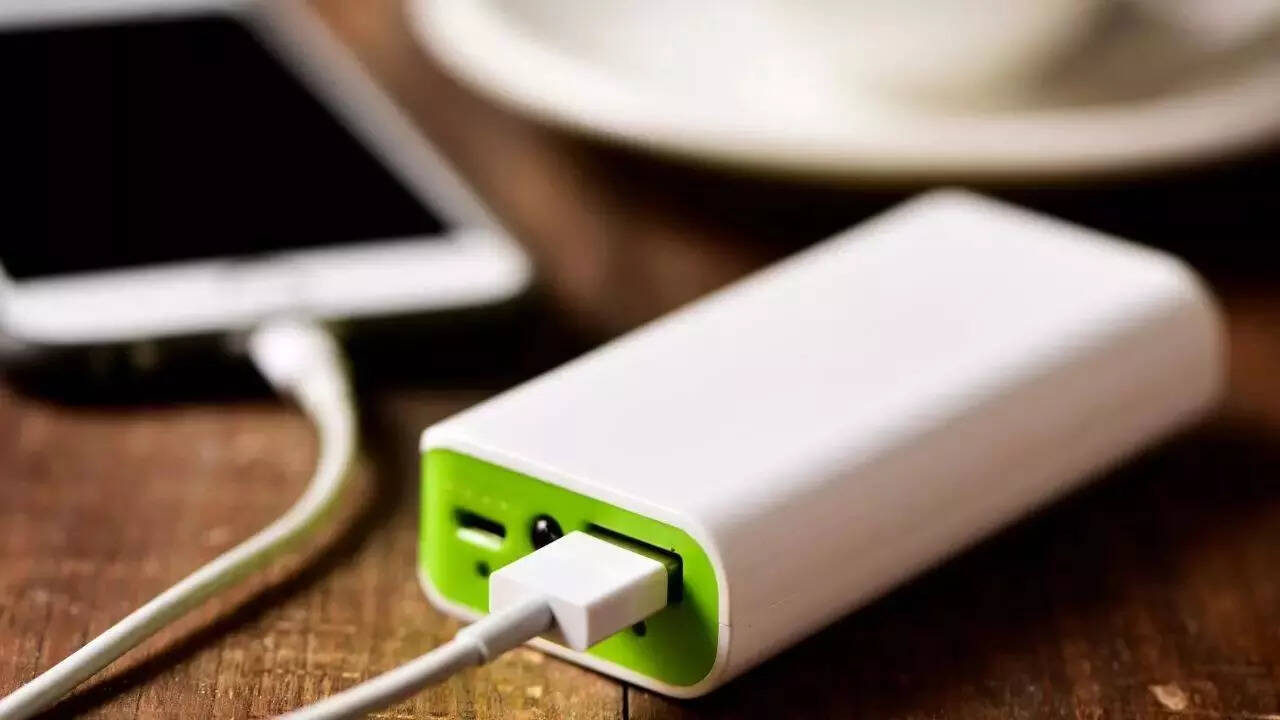 No power bank charging on flights as India tightens aviation safety norms