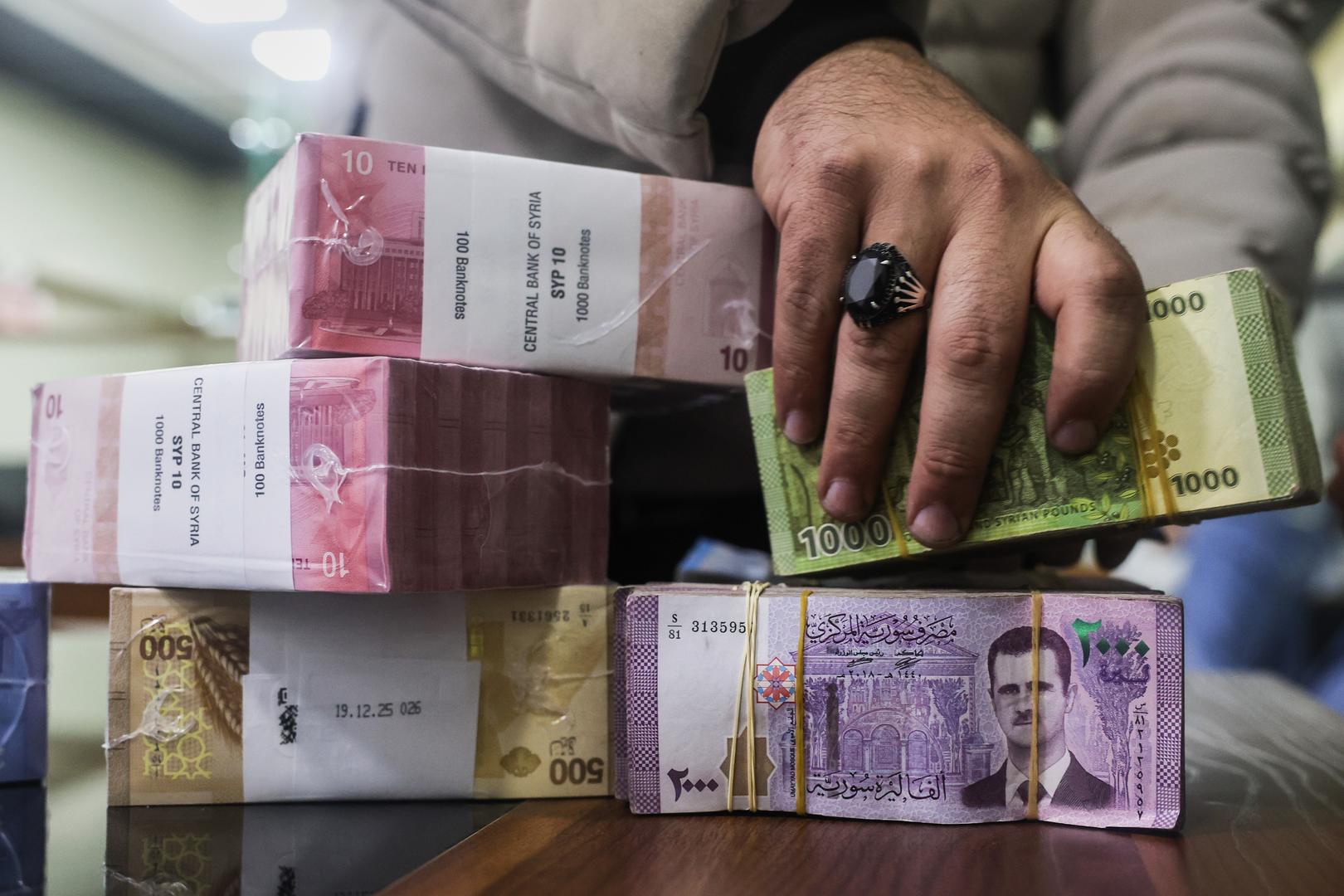 Syria begins circulation of new currency bills one year after Assad’s fall