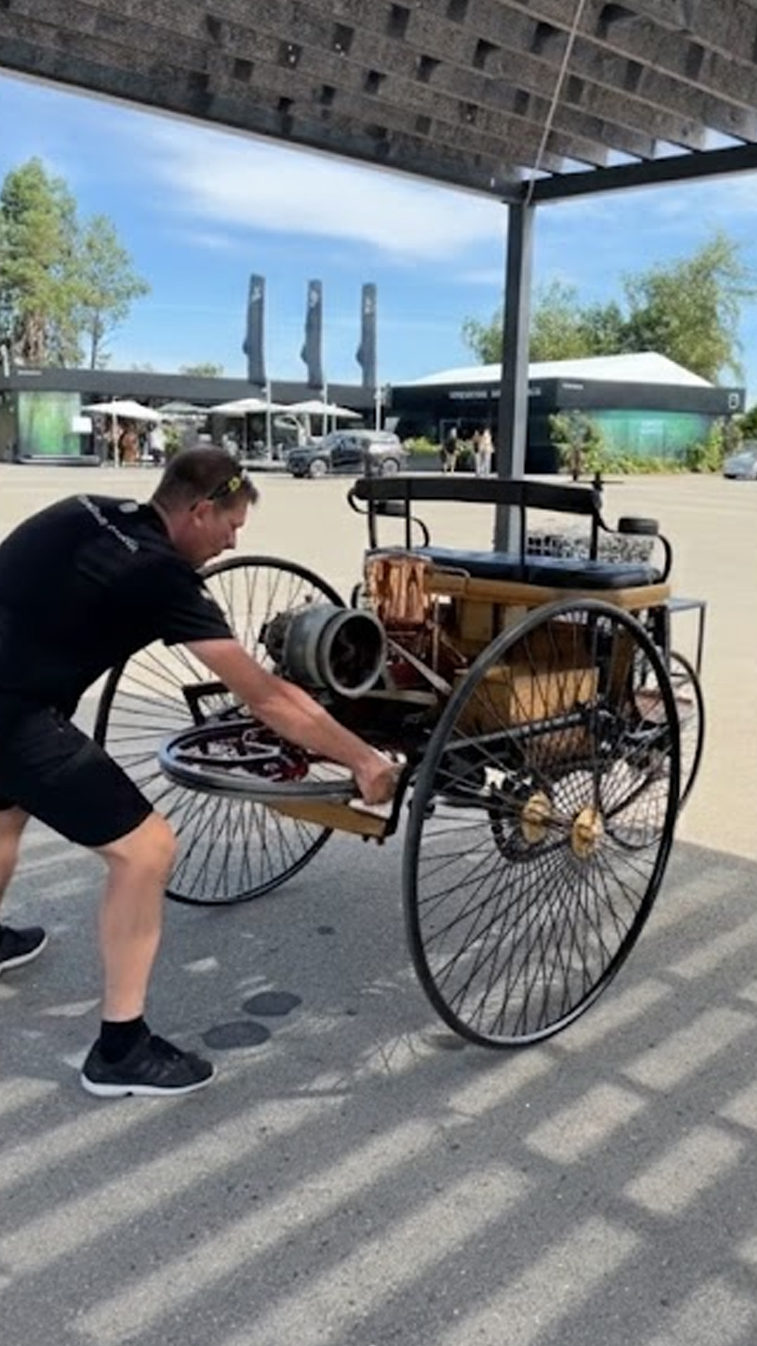 Driving the first ever car from 1886