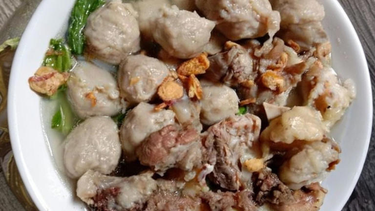 Inilah 6 bakso tetelan paling enak dan populer di Surabaya Raya