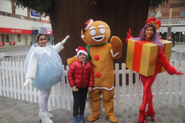 Festive fun Sunday brings Christmas cheer to Southend High Street