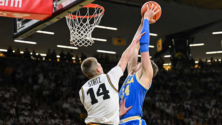 Iowa's defense dominates in B1G win over UCLA