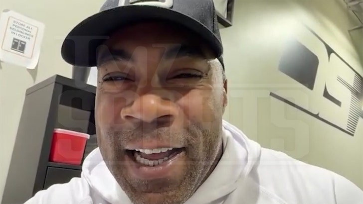 Jamal Lewis believes John Harbaugh is coaching for his job against Steelers