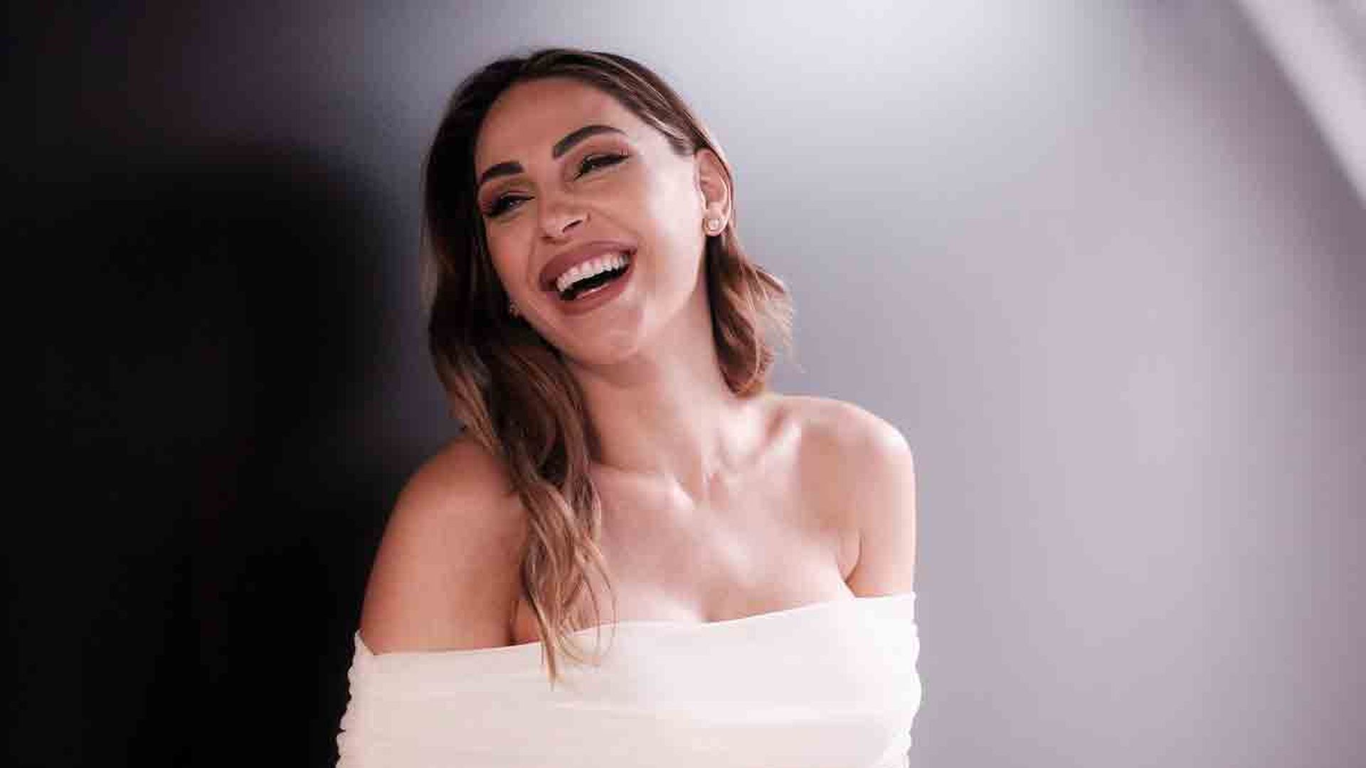 Anna Tatangelo, è nata la figlia Beatrice: la prima foto su Instagram