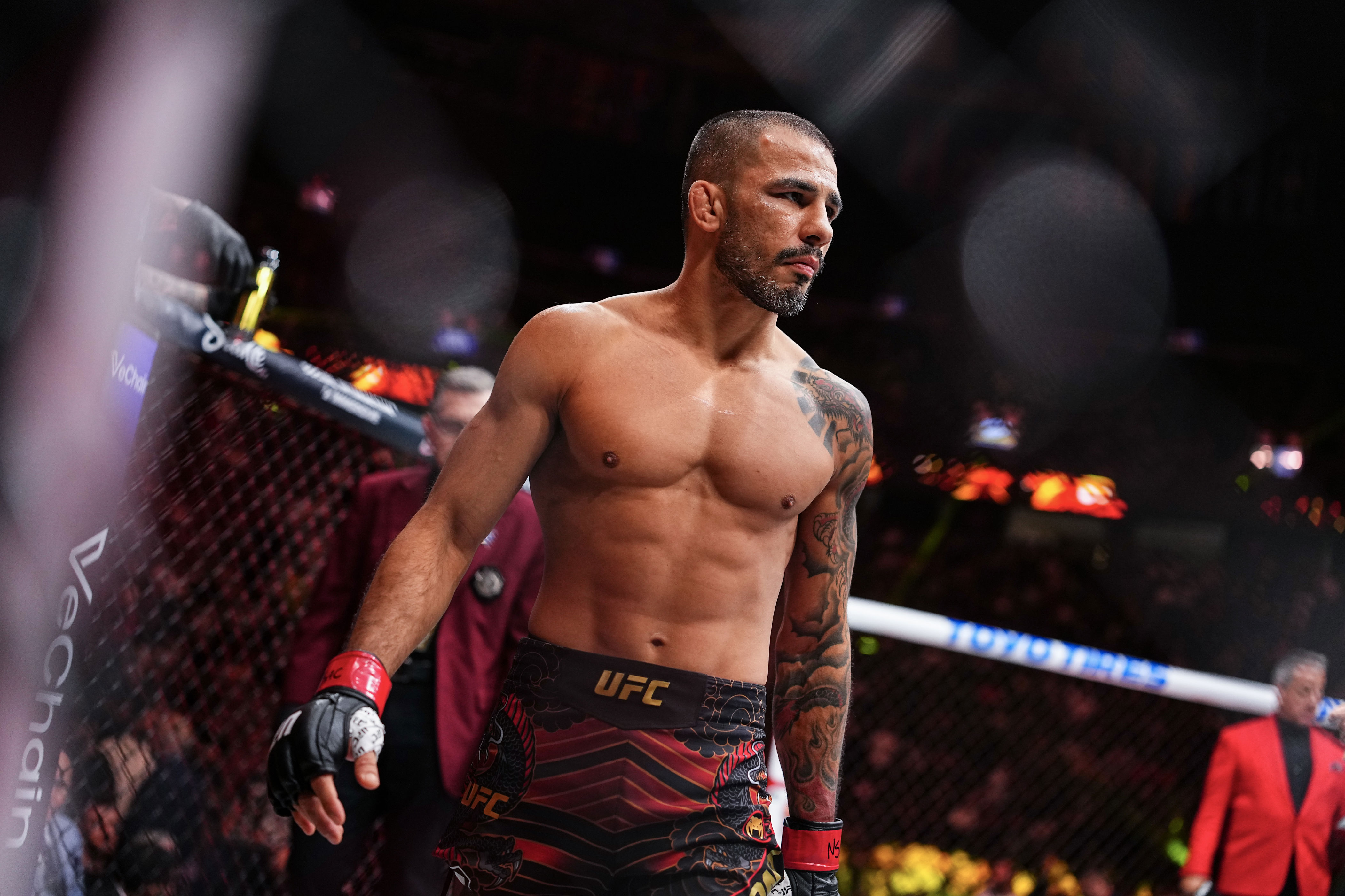 Video: Alexandre Pantoja is back sparring after losing title to nasty ...