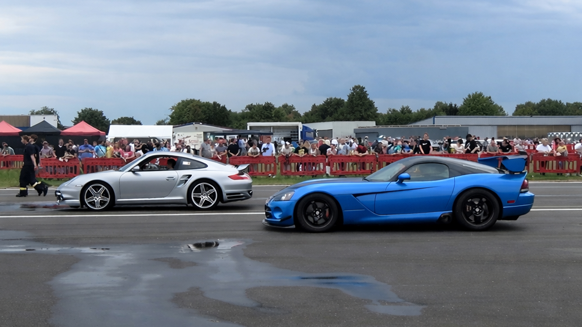 Porsche and Dodge face off in straight line speed