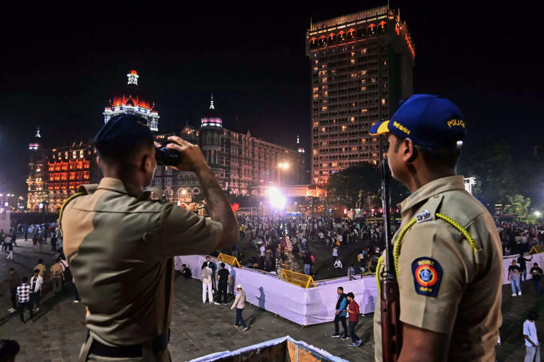 81-year-old man losses Rs 7 crore in digital arrest scam after ...