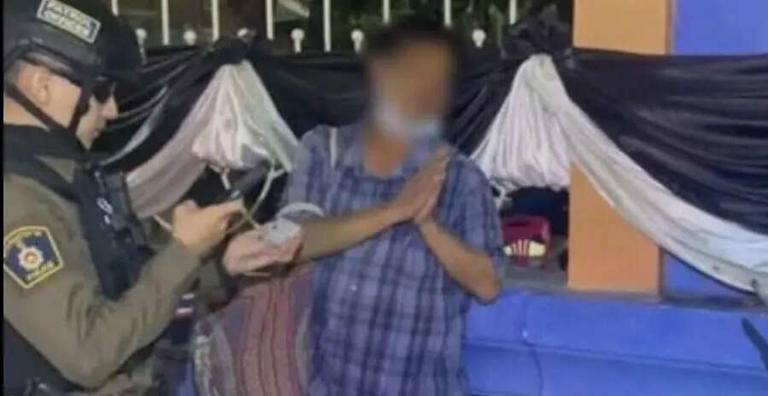 Fortune-teller arrested for stealing teen’s iPhone to prove his bad ...