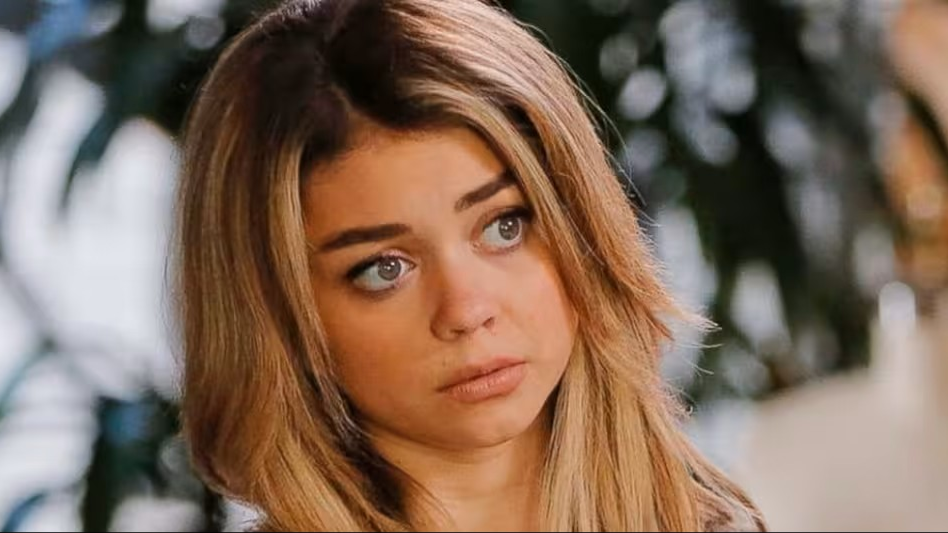 Haley uit Modern Family is in real life nóg knapper