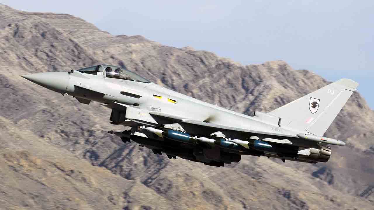 British and French aircraft strike Islamic State underground shelter in ...