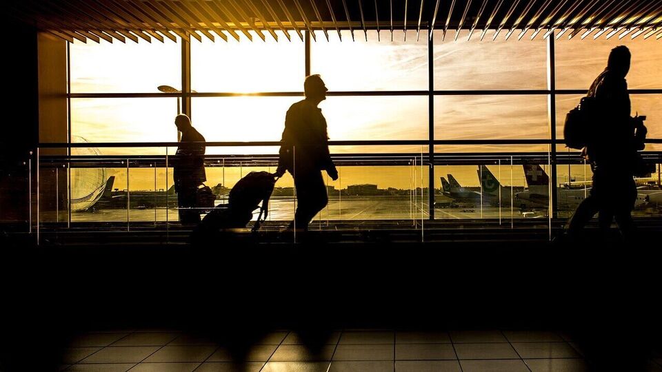 Attention flyers! Greece airports suspend arrivals and departures; here ...