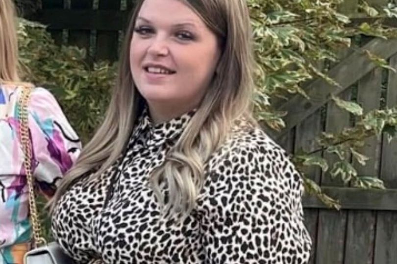 Mum-of-three sheds 8.5st after 'feeling like catfish' when she took selfies