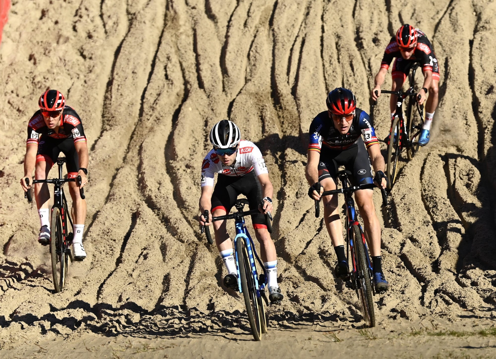 Door de wereldberoemde ‘Kuil’ werd de cross van Zonhoven pas echt populair