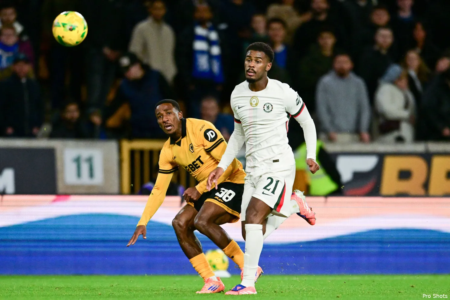 Buitenland: Oud-Ajacieden treffen elkaar in halve finale van Turkse ...