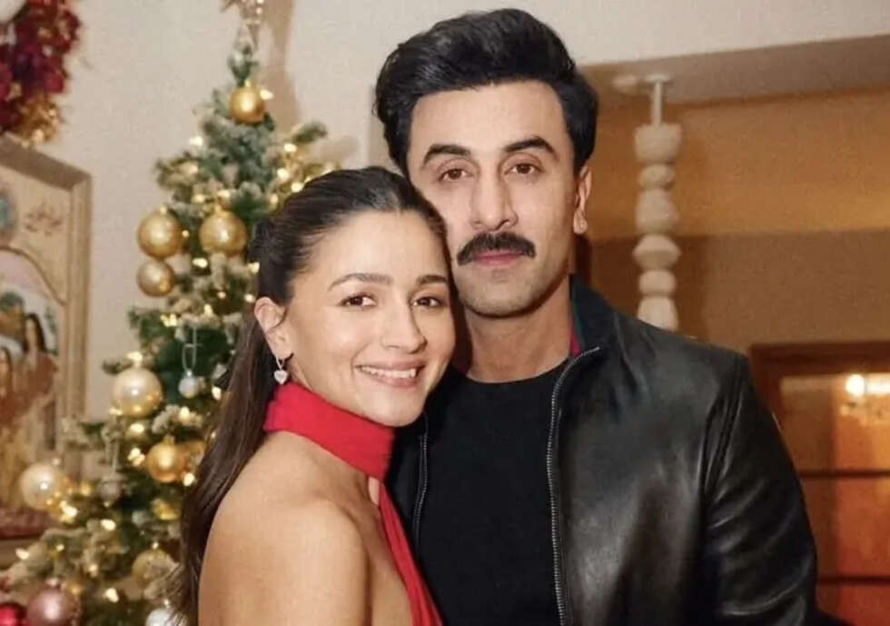 Alia Bhatt's New Year photo with Ranbir Kapoor and Raha is pure family ...