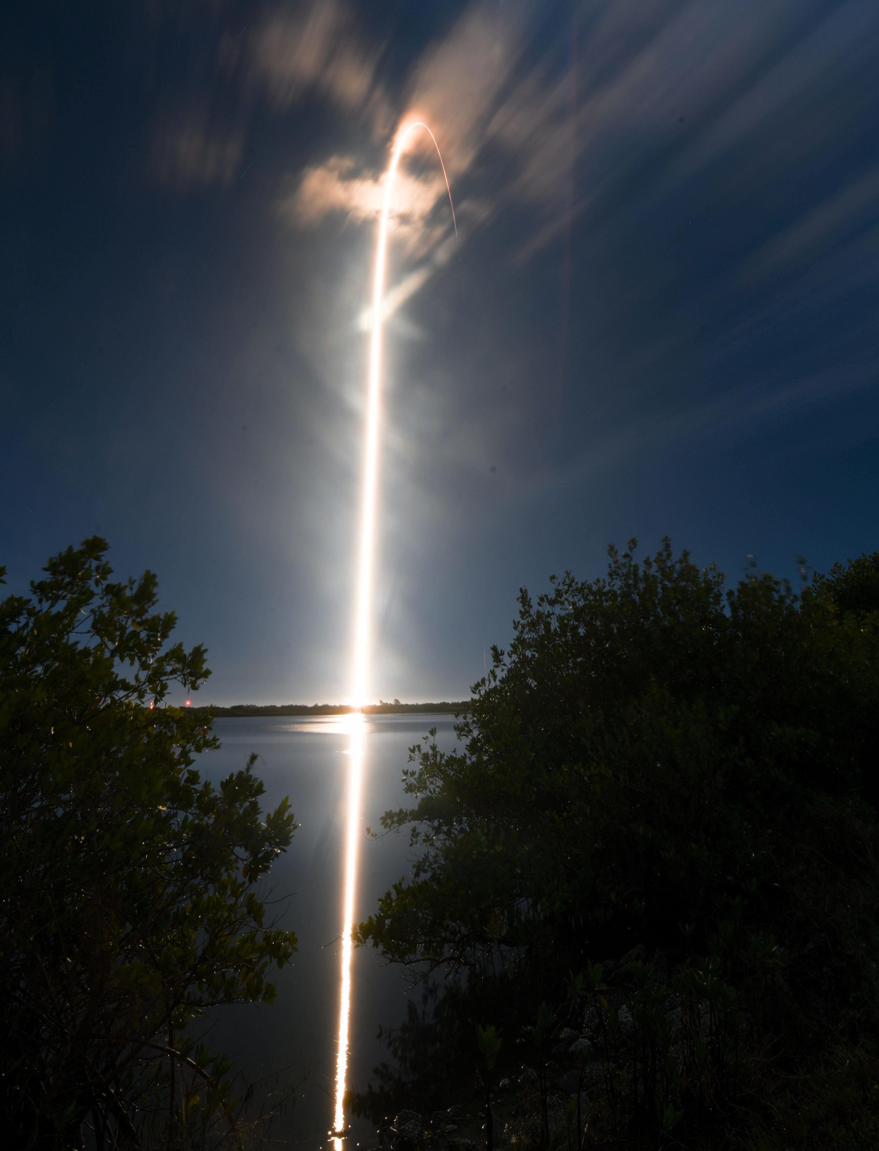 SpaceX weekend rocket launch from Florida. Best places to watch