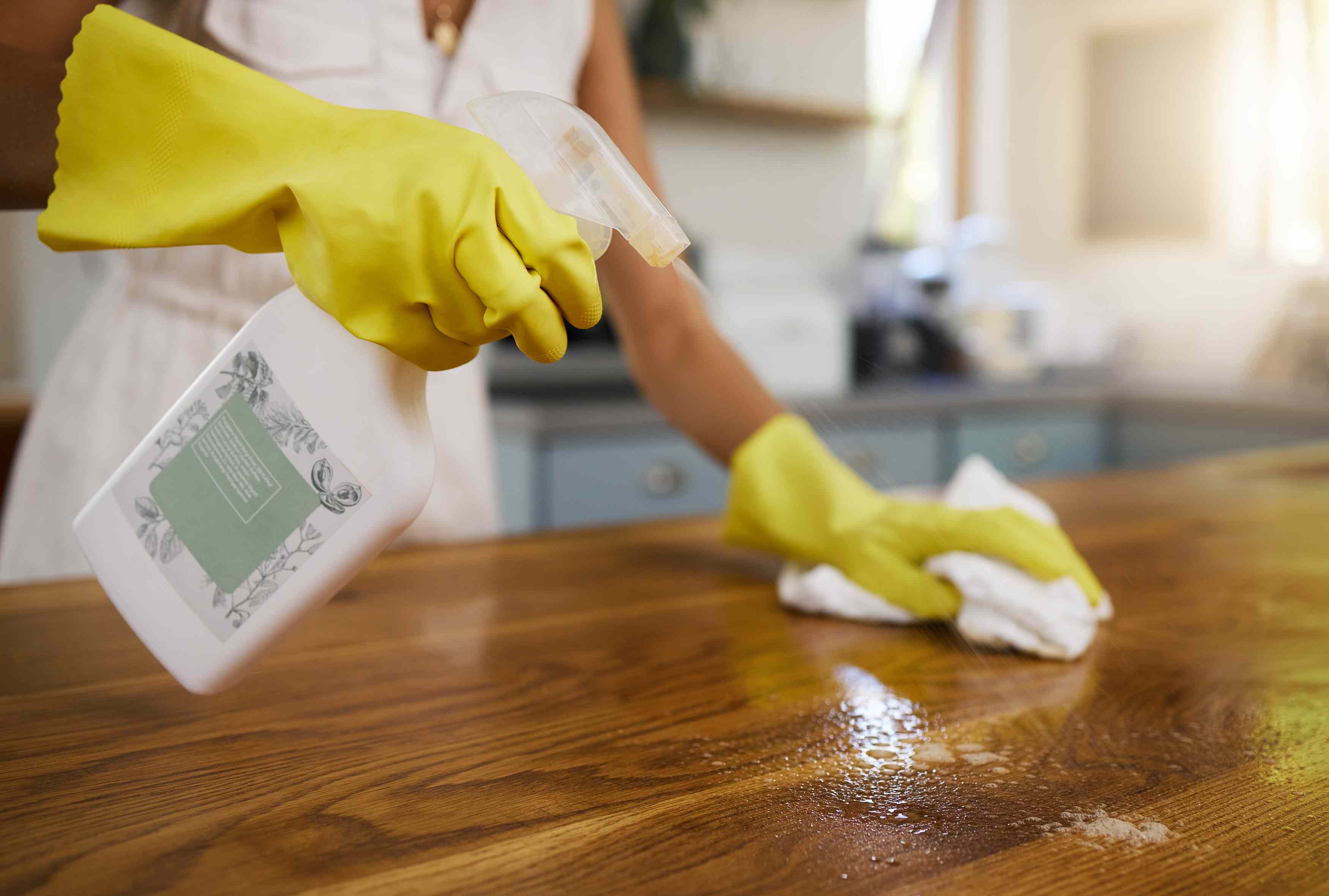 5 old-fashioned cleaning tips that are still surprisingly effective